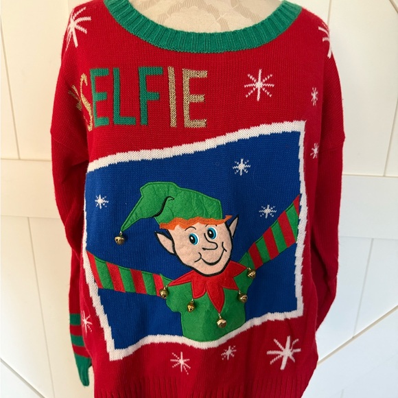 Hooked Up by IOT | Sweaters | Hooked Up By Iot Red And Green Sweater ...